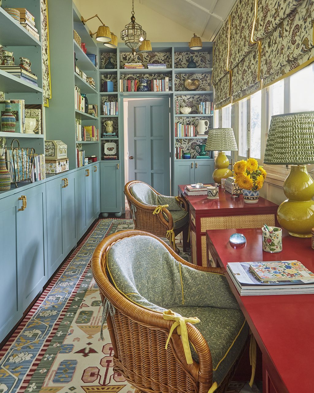 Black and White House III - Elizabeth Hay