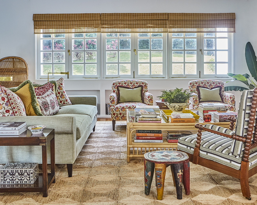 Black and White House III - Elizabeth Hay